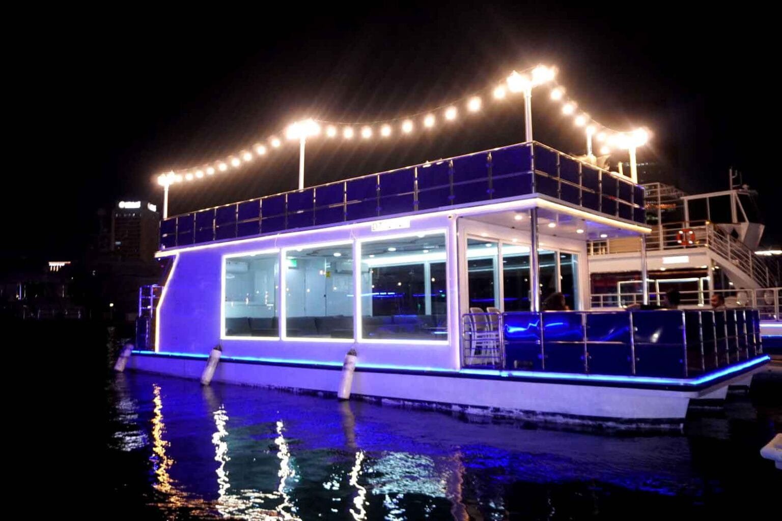 Al Seef Bur Dubai Deals – Affordable Luxury Awaits Yo